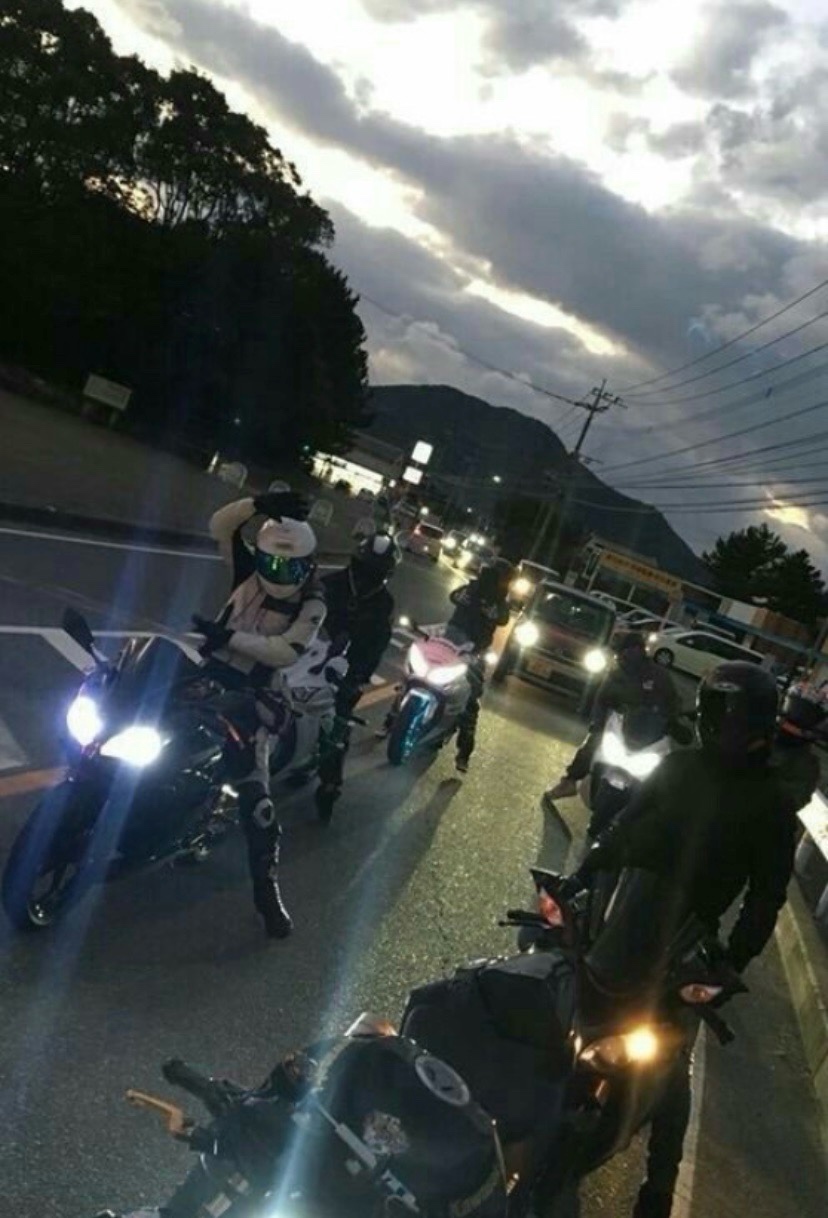 Chat with Motorcycle group | Unlimited AI Chat